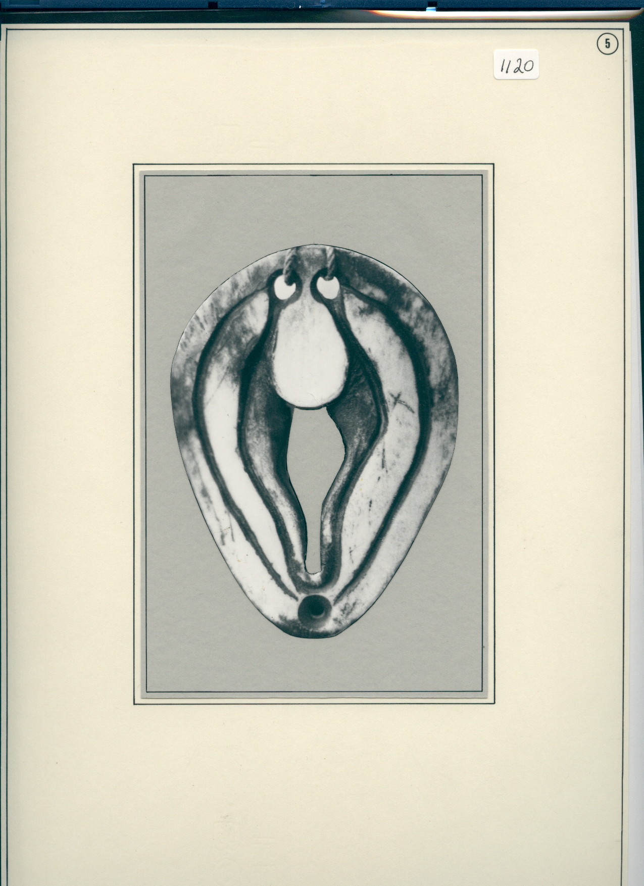 R/8/1120 - photograph of yoni-model - Museum of Witchcraft and Magic