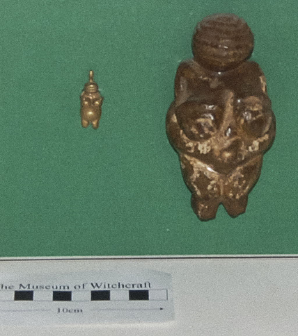 2131 - venus of Willendorf - Museum of Witchcraft and Magic