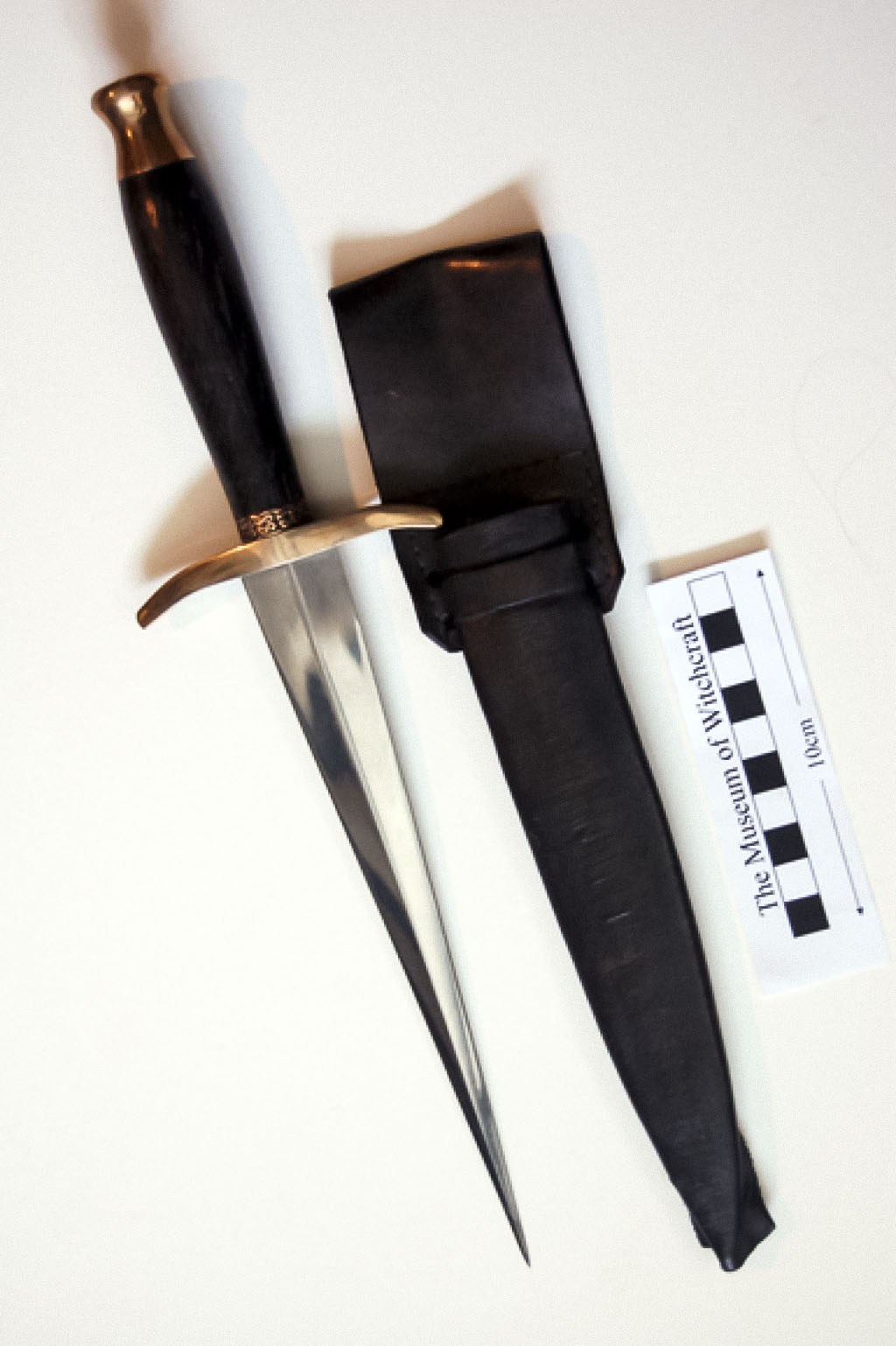 2134 - Athame: Knife - Museum of Witchcraft and Magic