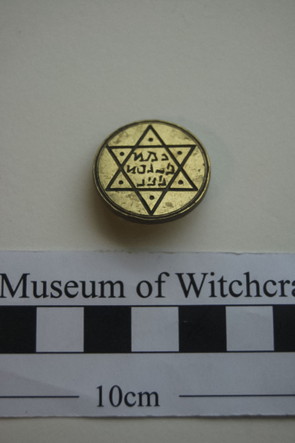 2378 - TINY STAR OF DAVID WITH SIGILS - Museum of Witchcraft and Magic