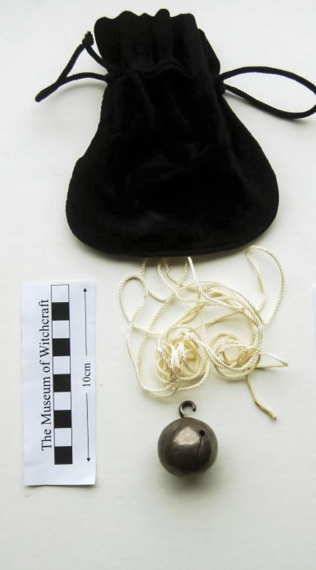 2531 - Bell - Museum of Witchcraft and Magic