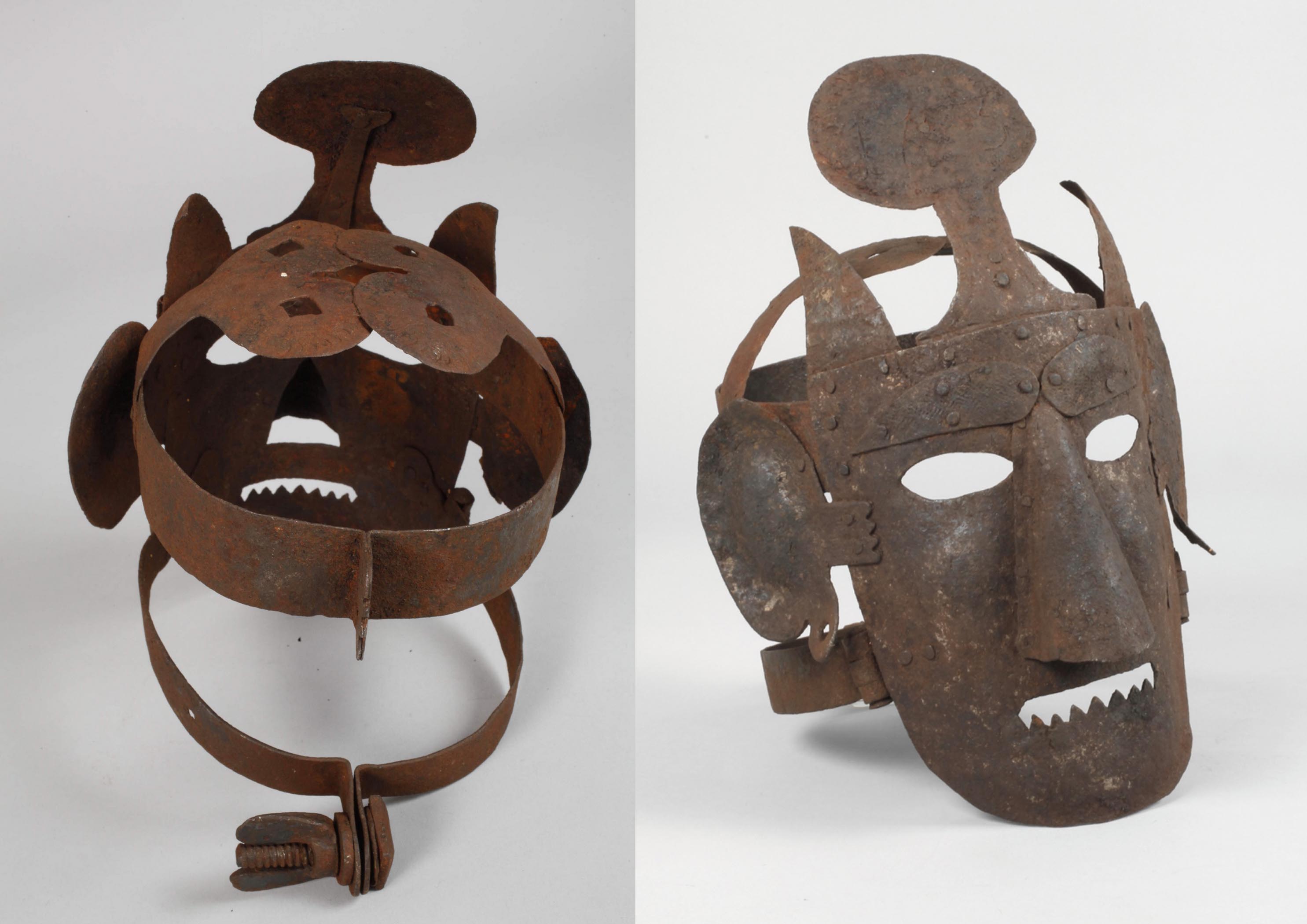 4280 - Scold's Bridle Mask - Museum of Witchcraft and Magic